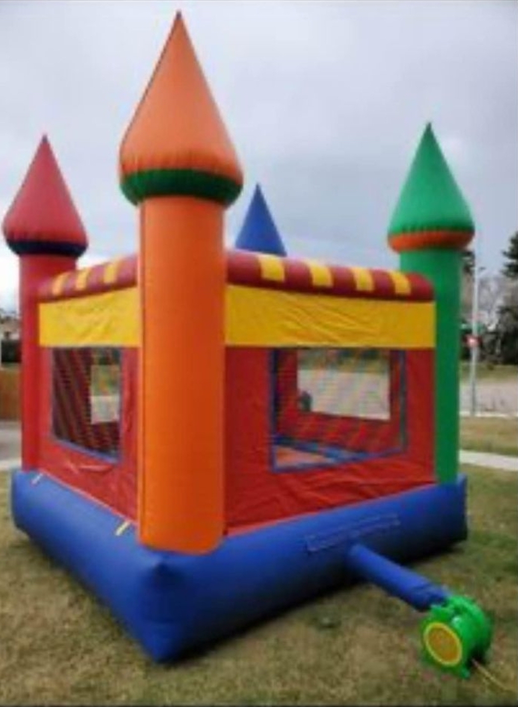 Making Parties Fun | Rent Bouncy Castles | ARA Bouncy Rentals Ltd
